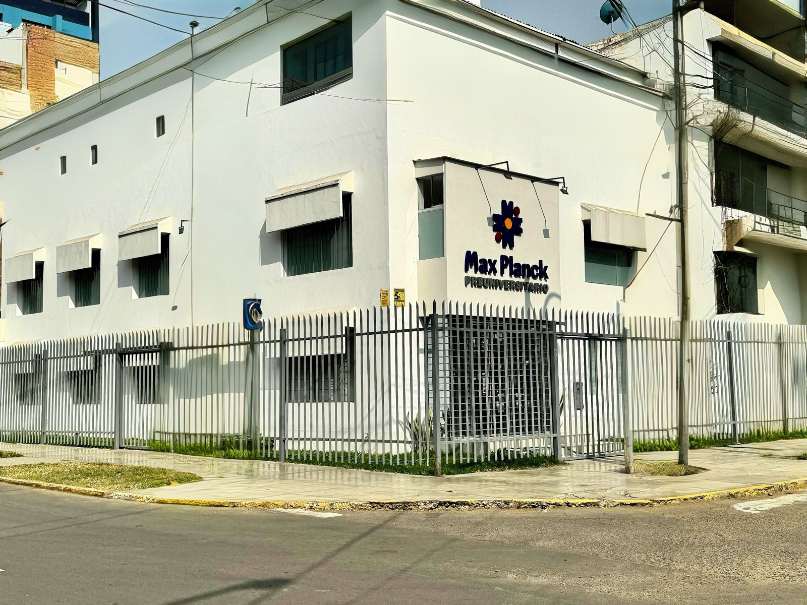 ACADEMIA - ACADEMIA MAX PLANCK